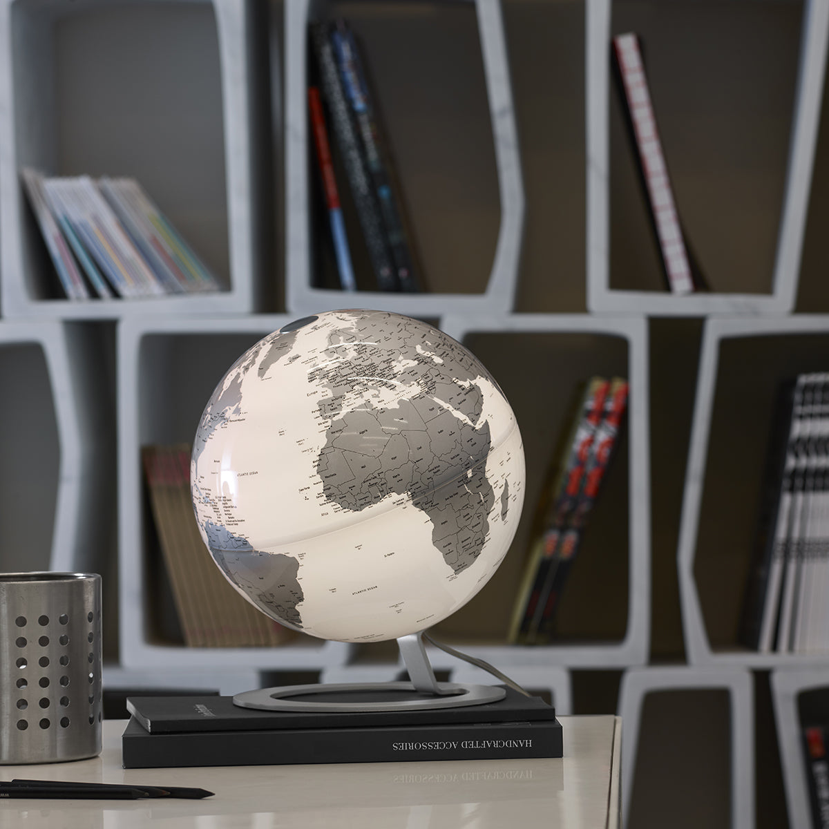 Mappamondo luminoso IGLOBE Chrome | Made in Italy